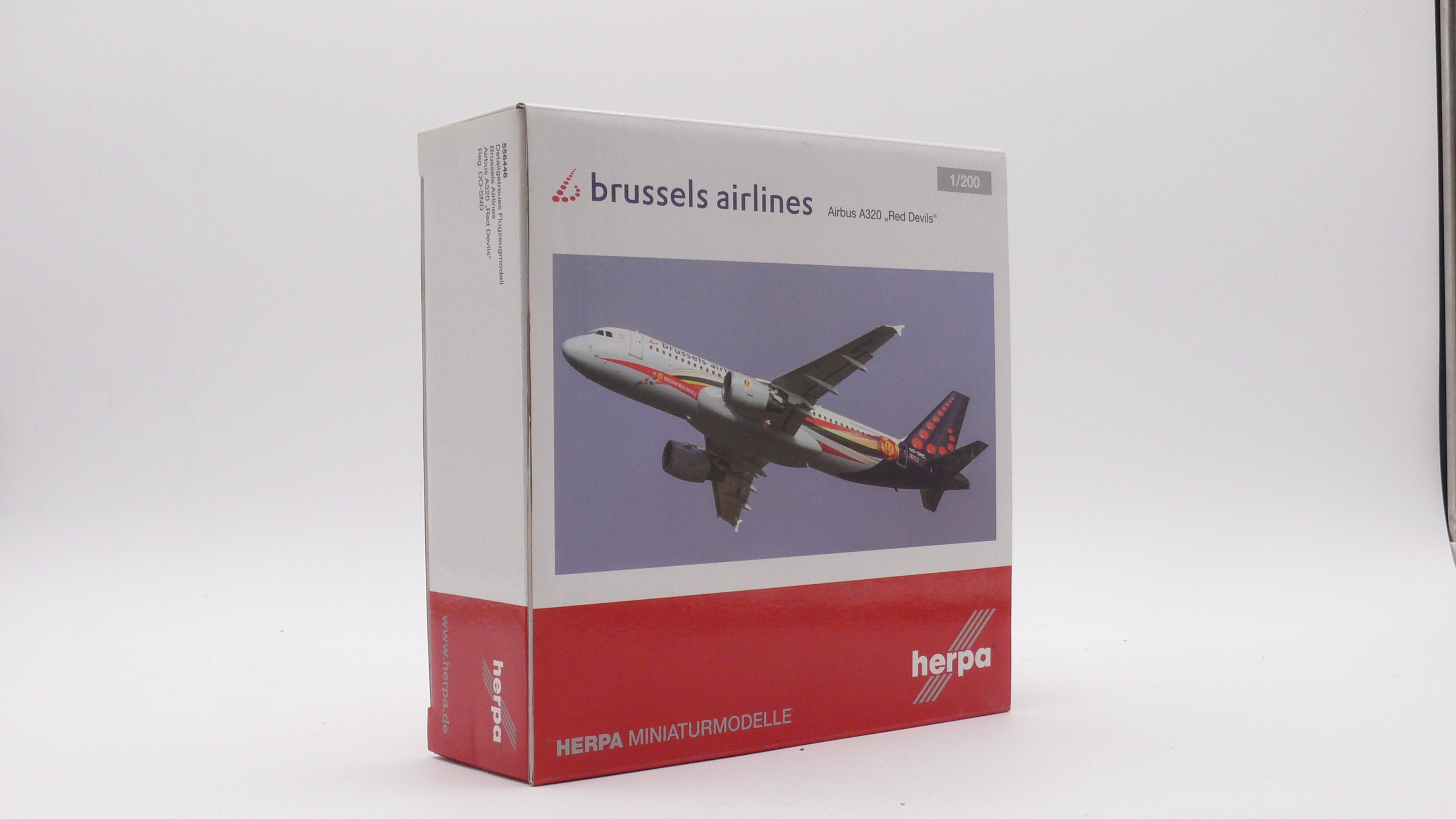 Herpa 556446 Airbus A320 Brussels Airlines "Red Devils" OO-SND 1:200 | OSO_2_0000236