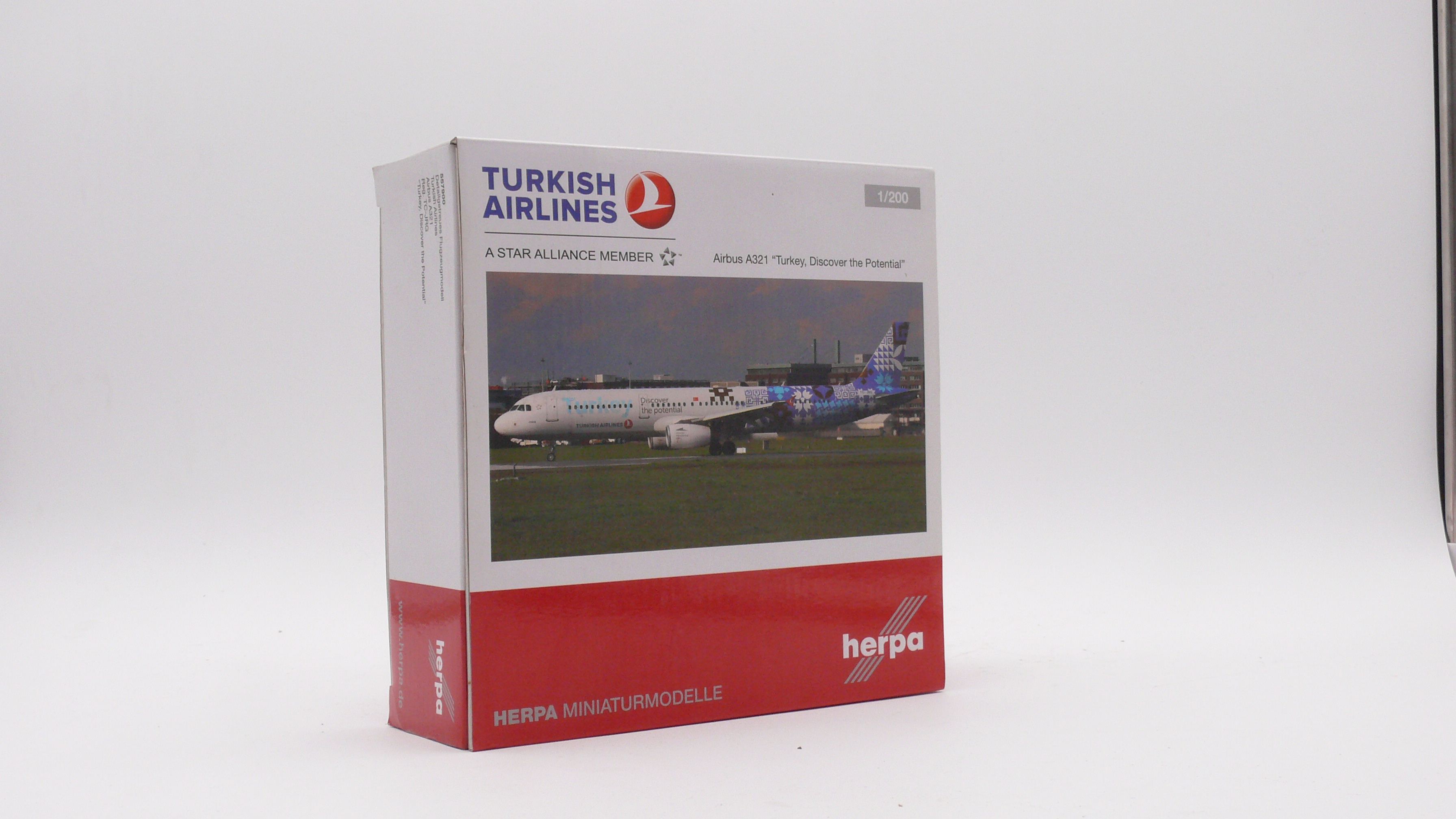 Herpa 557900 Airbus A321 Turkish Airlines "Turkiye - Discover the potential" TC-JRG 1:200 | OSO ...